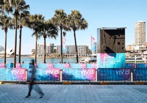 Scrim vs. Traditional Construction Materials: Which is the Best? | Mesh ...