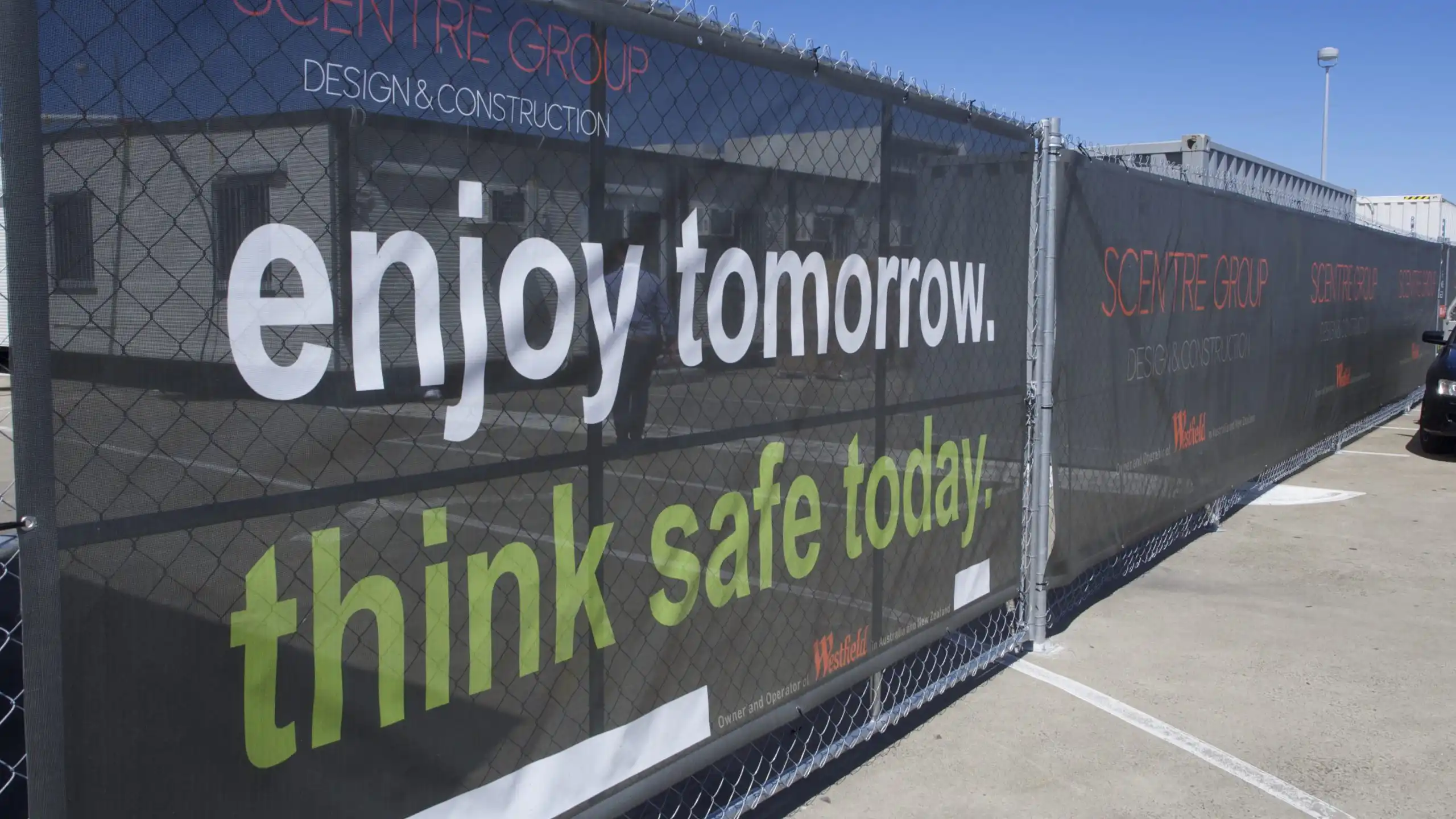 Anti-Gawk Screens: Preserving Privacy and Security | Mesh Direct