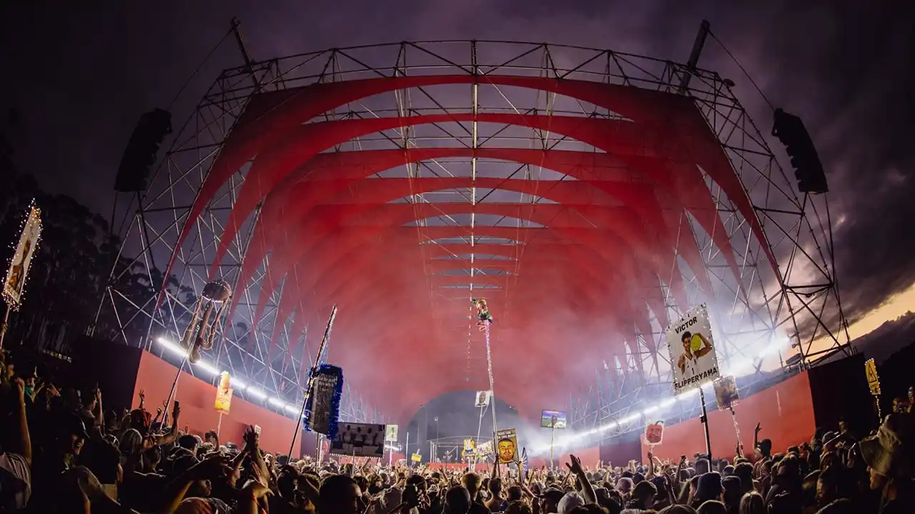 A Guide to Outdoor Signage for Events and Festivals | Mesh Direct